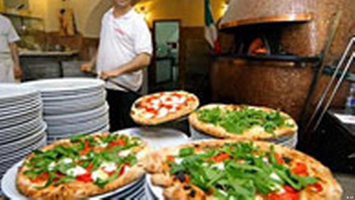 Ko normira „normalno“? – DW – 25. 2. 2011.