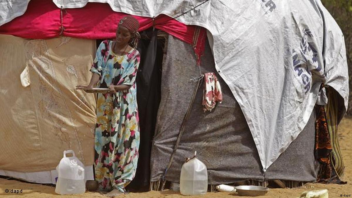 Cholera: Health crisis threatens Kenya's Dadaab refugee camp – DW – 06 ...