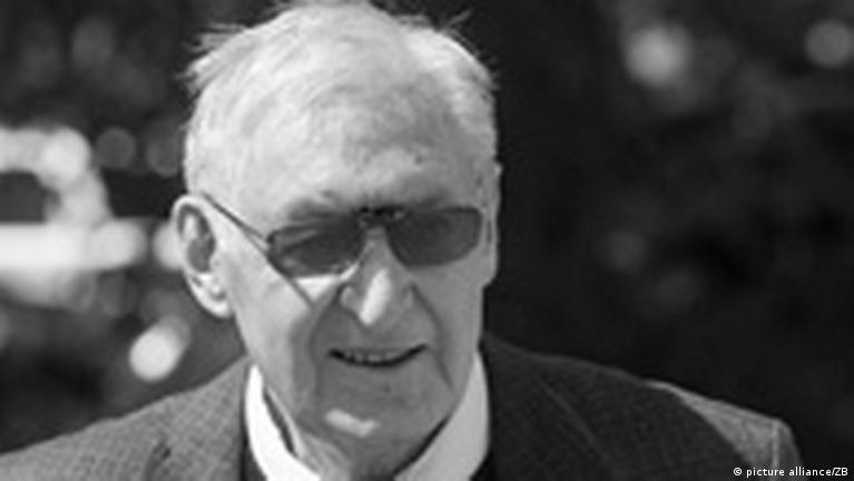 Muere el padre de Merkel – DW – 03/09/2011