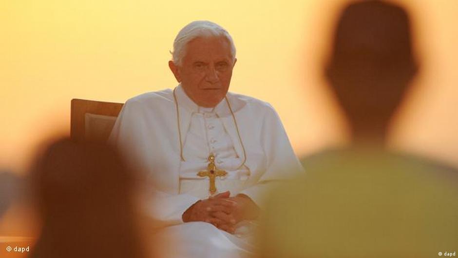 The life of German Pope Benedict XVI | All media content | DW | 24.01.2022