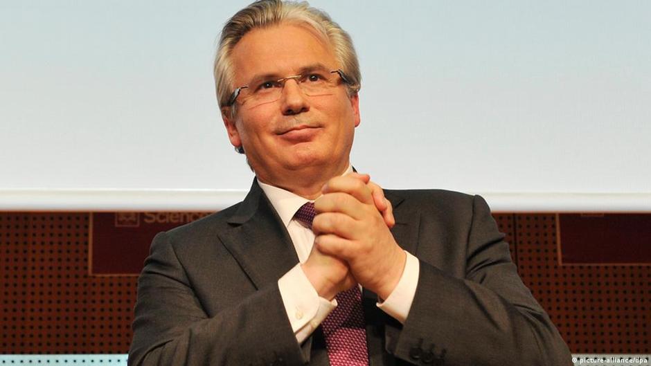 Spanish judge cleared – DW – 02/27/2012