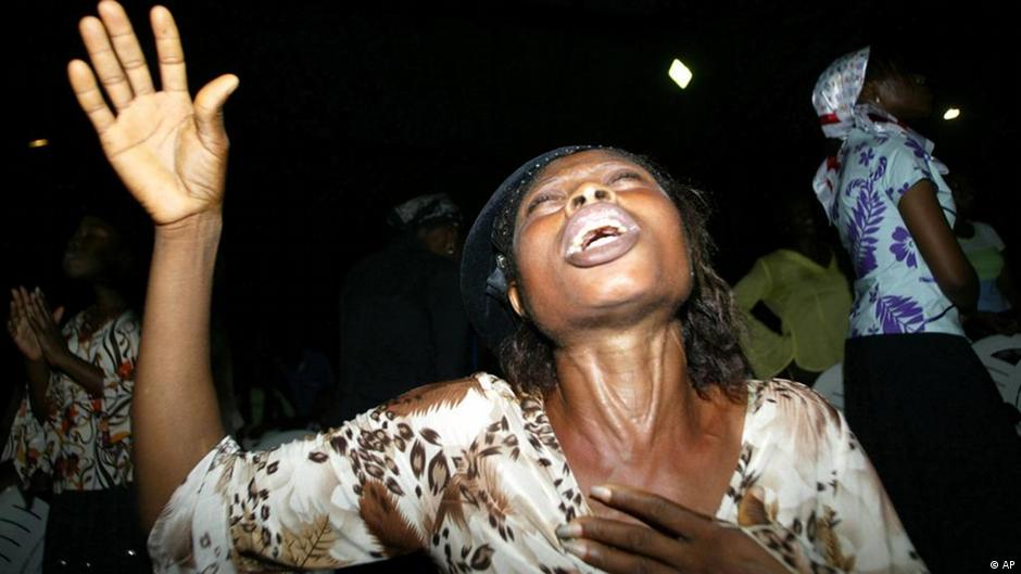 World in Progress: Church boom Zimbabwe – DW – 04/27/2016