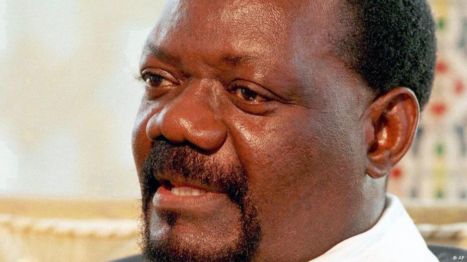 Savimbi morreu há 10 anos – DW – 22/02/2012