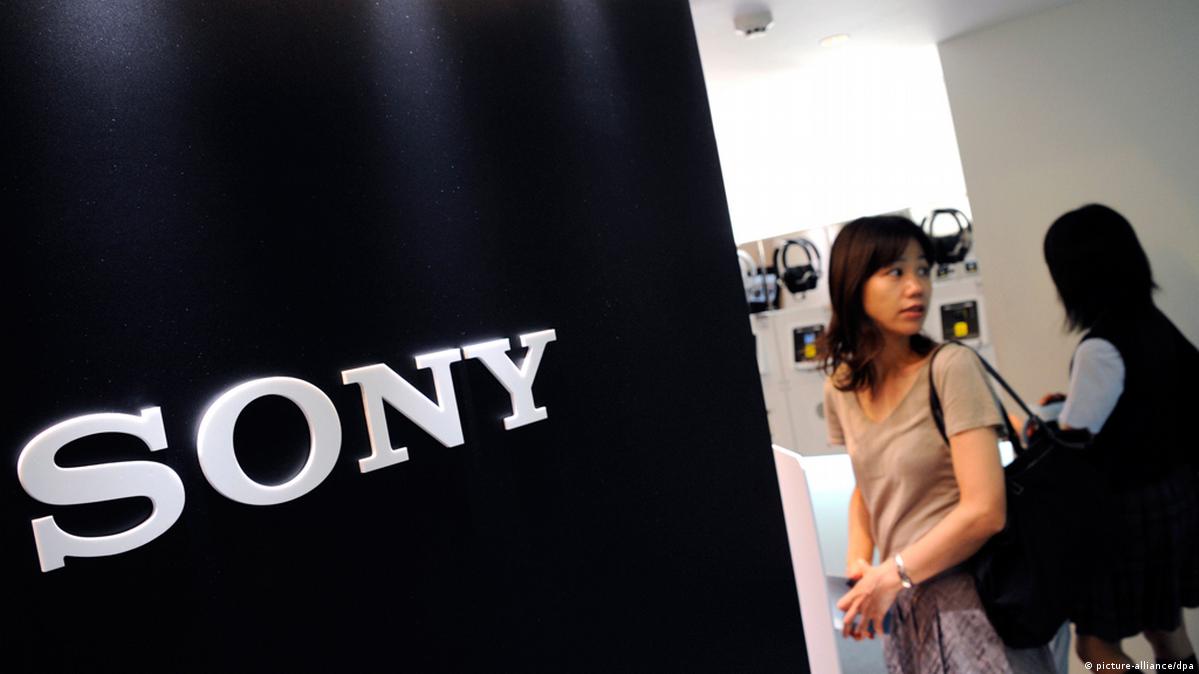 Sony earnings take a dive – DW – 11/01/2016