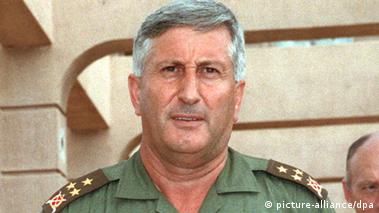 Emekli askerler gözaltında – DW – 12.04.2012