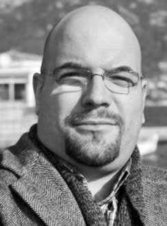 Crisolli, Toni Richard