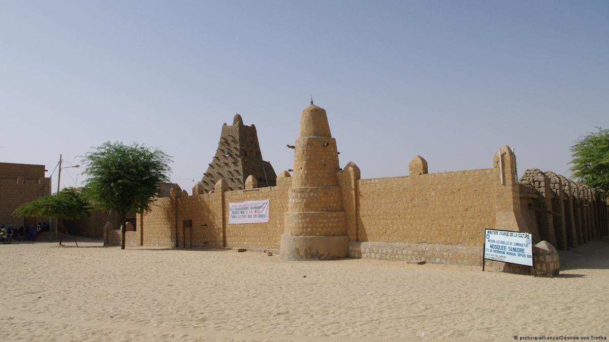 Le patrimoine de Tombouctou menacé – DW – 06/05/2012