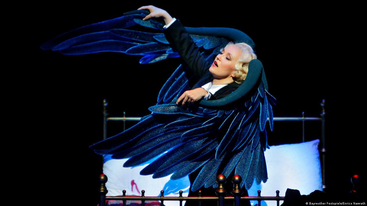 Susan Maclean – DW – 07/27/2012