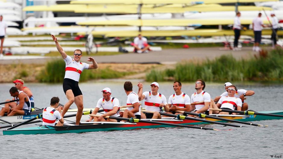 German rowers win gold – DW – 08/01/2012
