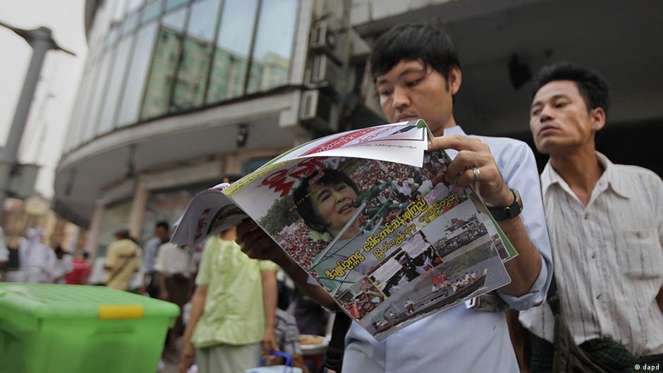 Human rights on the improve in Myanmar – DW – 11/07/2012