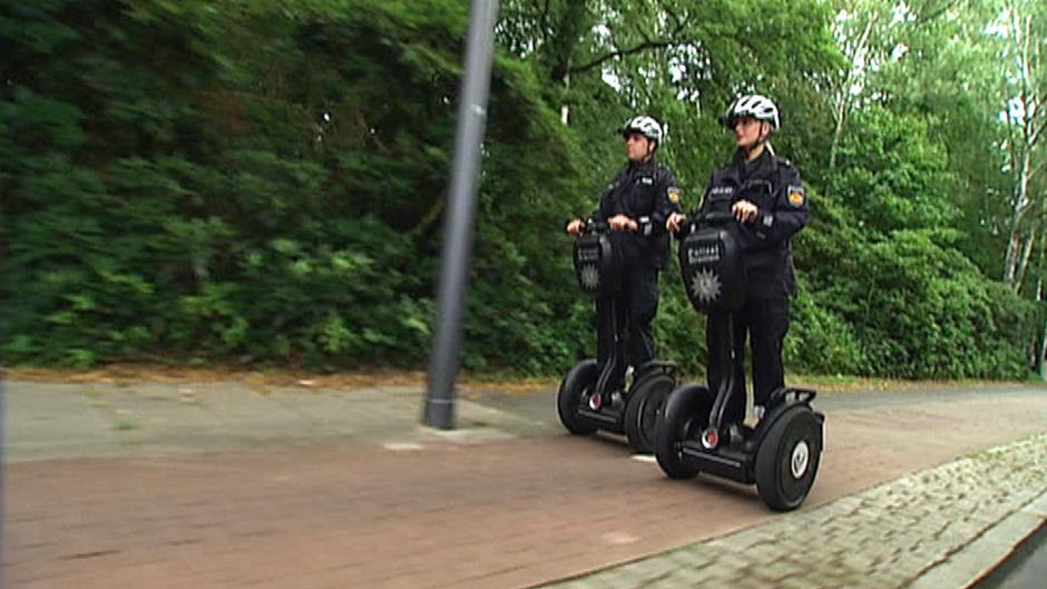 Polizei testet Segway-Roller – DW – 03.09.2012