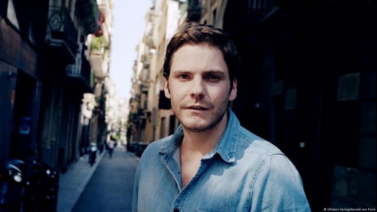 Daniel Brühl: “Soy barcelonés” – DW – 20/09/2012