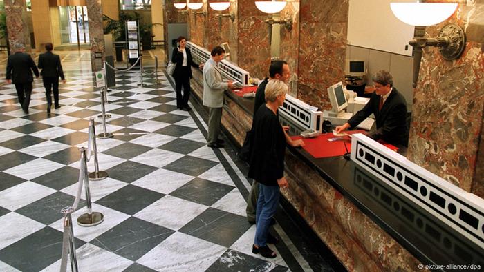 Lesson 60: At the bank – In der Bank