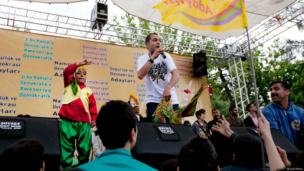 Kurdish rap – DW – 11/26/2012