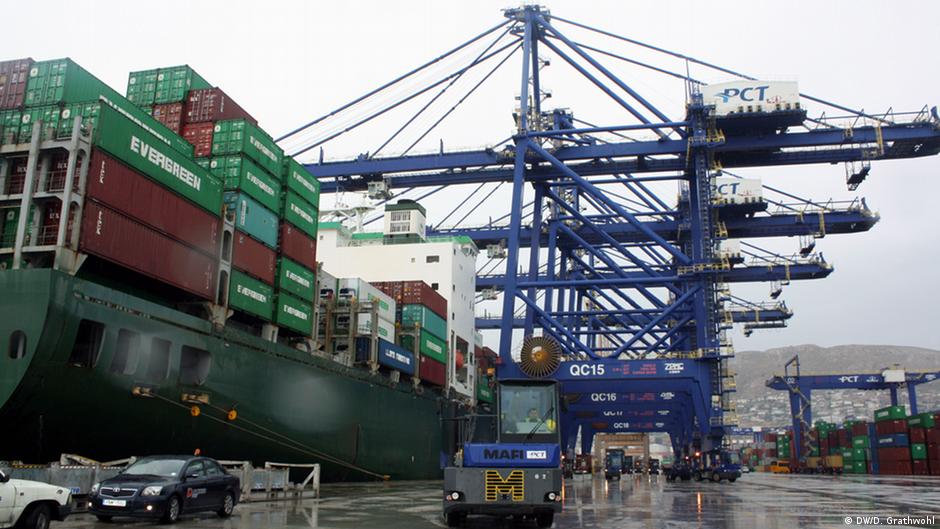 Greek port of Piraeus finally sold – DW – 04/08/2016