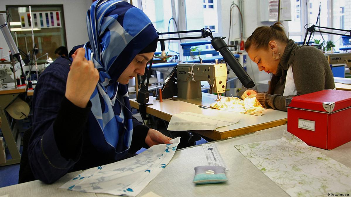 German labor market improves – DW – 01/06/2014