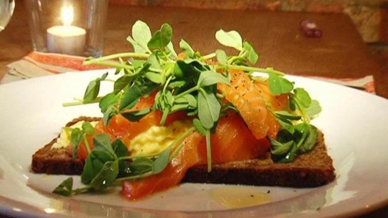 Hearty English meal – DW – 03/08/2016