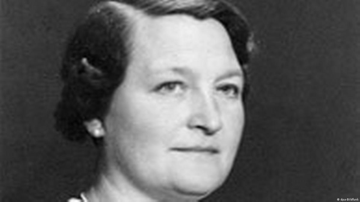 Frieda Muller's Instagram, Twitter & Facebook on IDCrawl