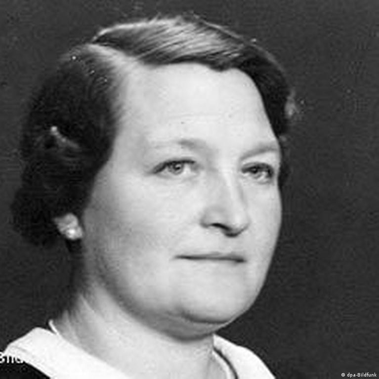 Frieda Muller's Instagram, Twitter & Facebook on IDCrawl