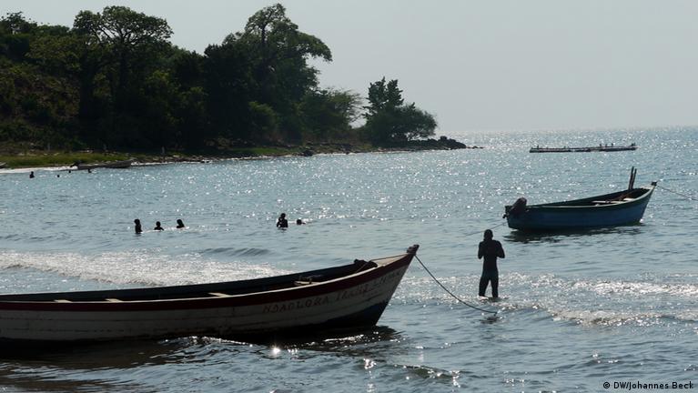 Lago Niassa - um lago ainda por explorar – DW – 22/03/2013