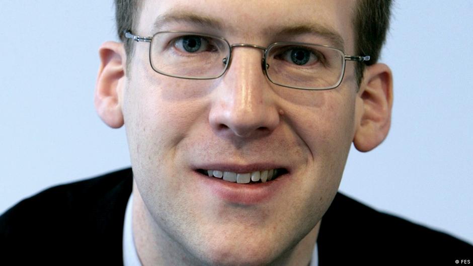 Spiral of provocation – DW – 04/04/2013