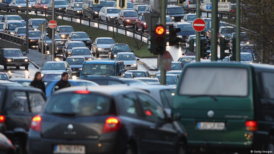 Beating traffic – DW – 09/24/2013