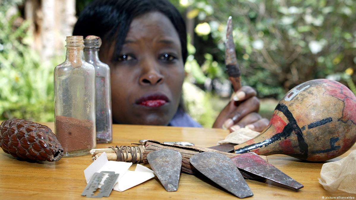 Millions 'risk female mutilation' – DW – 07/22/2013