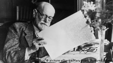 Freud's couch revisited – DW – 05/13/2013