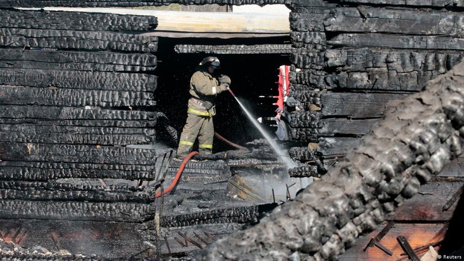Dozens die in Russia fire – DW – 04/26/2013