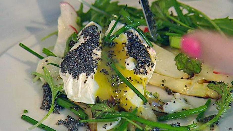 Asparagus and Poppy Butter – DW – 05/25/2016