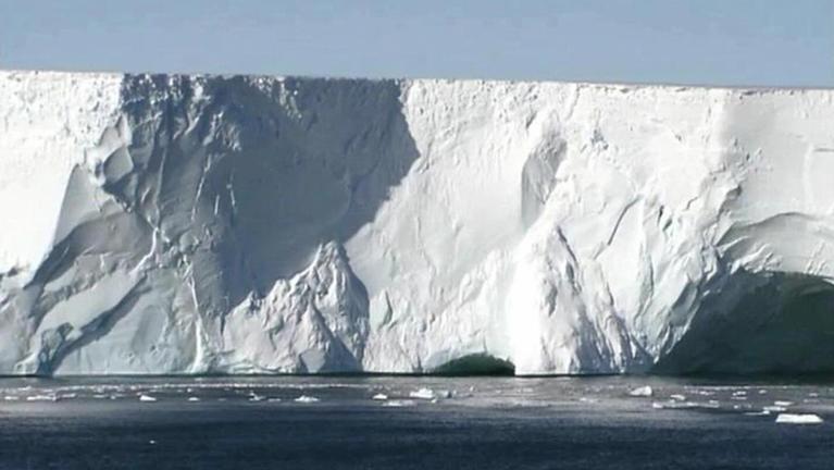 Antarctica - Consequences of Climate Change – DW – 07/18/2013