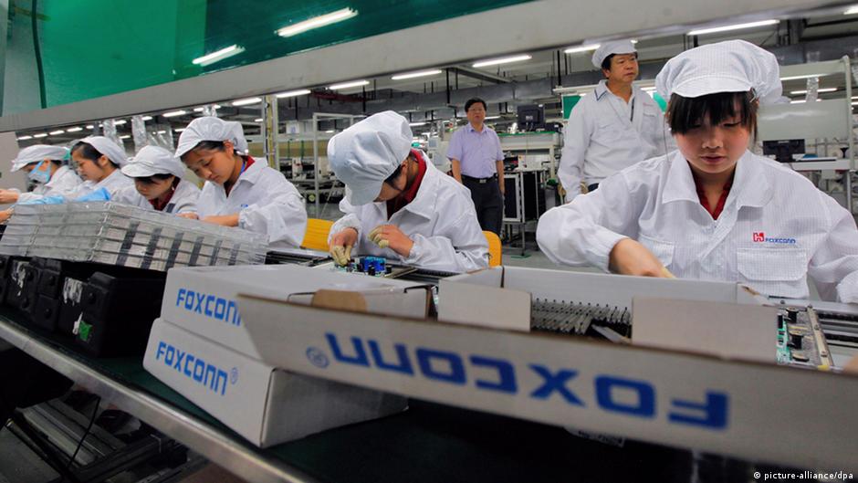 Foxconn's sweatshop conditions revealed again – DW – 06/11/2018