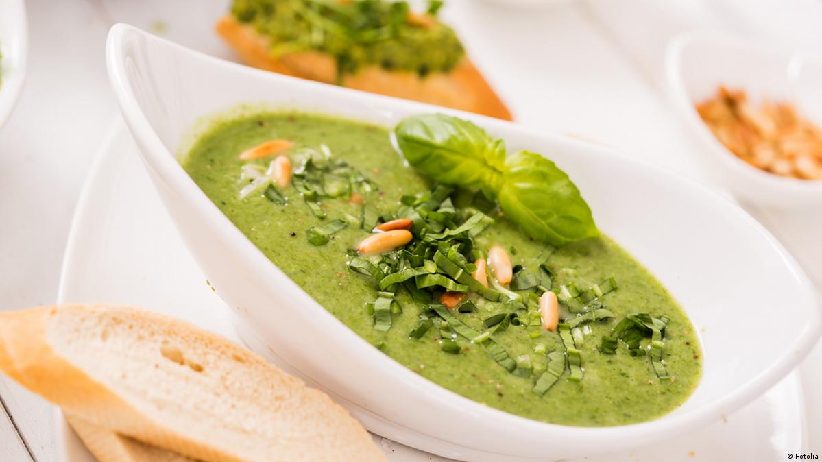 10 yummy German soups – DW – 11/13/2019