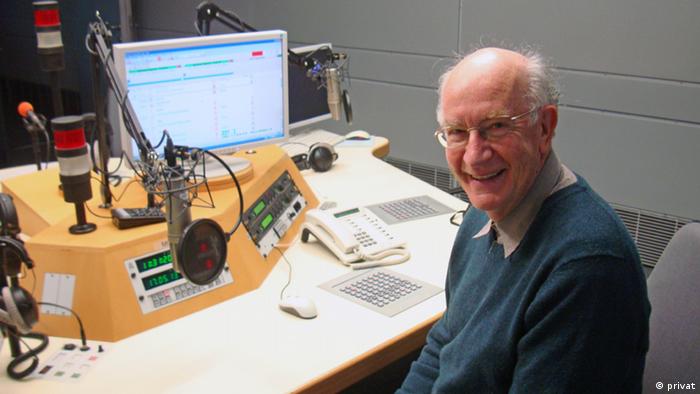 Zwischenstopp im Bonner Funkhaus: Brian aus Australien | Kundenservice ...