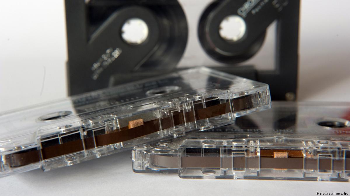 Storing content through the decades – DW – 07/29/2016