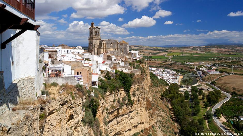 Spain's Robin Hood mayor squares off with the law – DW – 04/18/2014