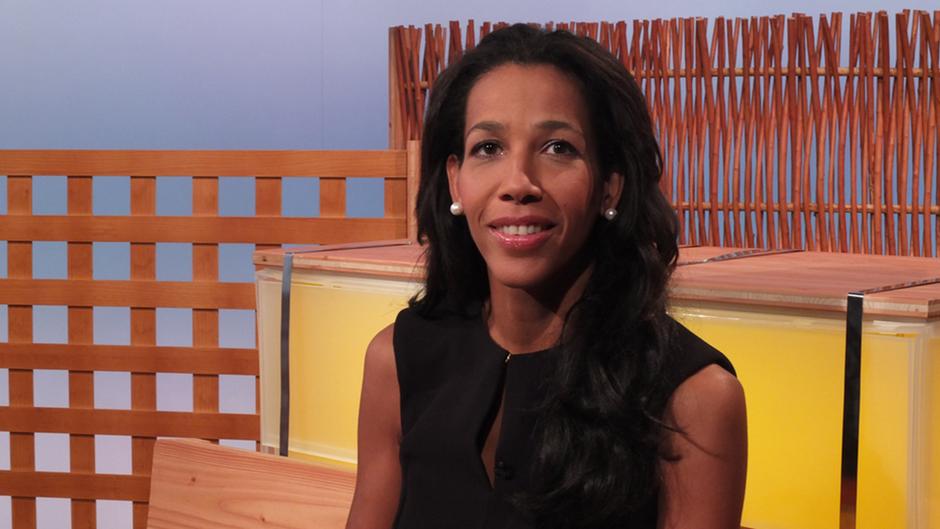 Jennifer Teege, Granddaughter of Nazi war criminal Amon Göth – DW – 12 ...