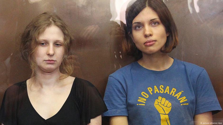 Integrantes Da Banda Pussy Riot São Libertadas Na Rússia Dw 23 12 2013