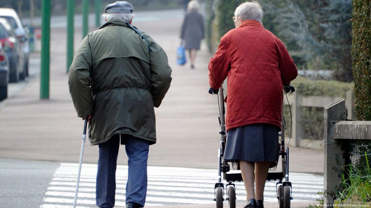 Study: People living for longer – DW – 08/27/2015
