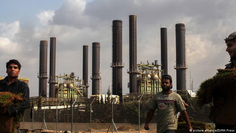 Gaza's sole power station shuts down – DW – 04/16/2017