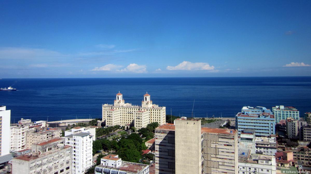 La Reforma Migratoria cubana un año después – DW – 13/01/2014