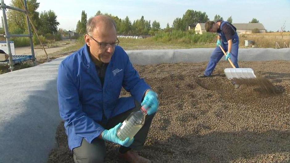 Cleaning up a former chemicals production site – DW – 02/03/2014