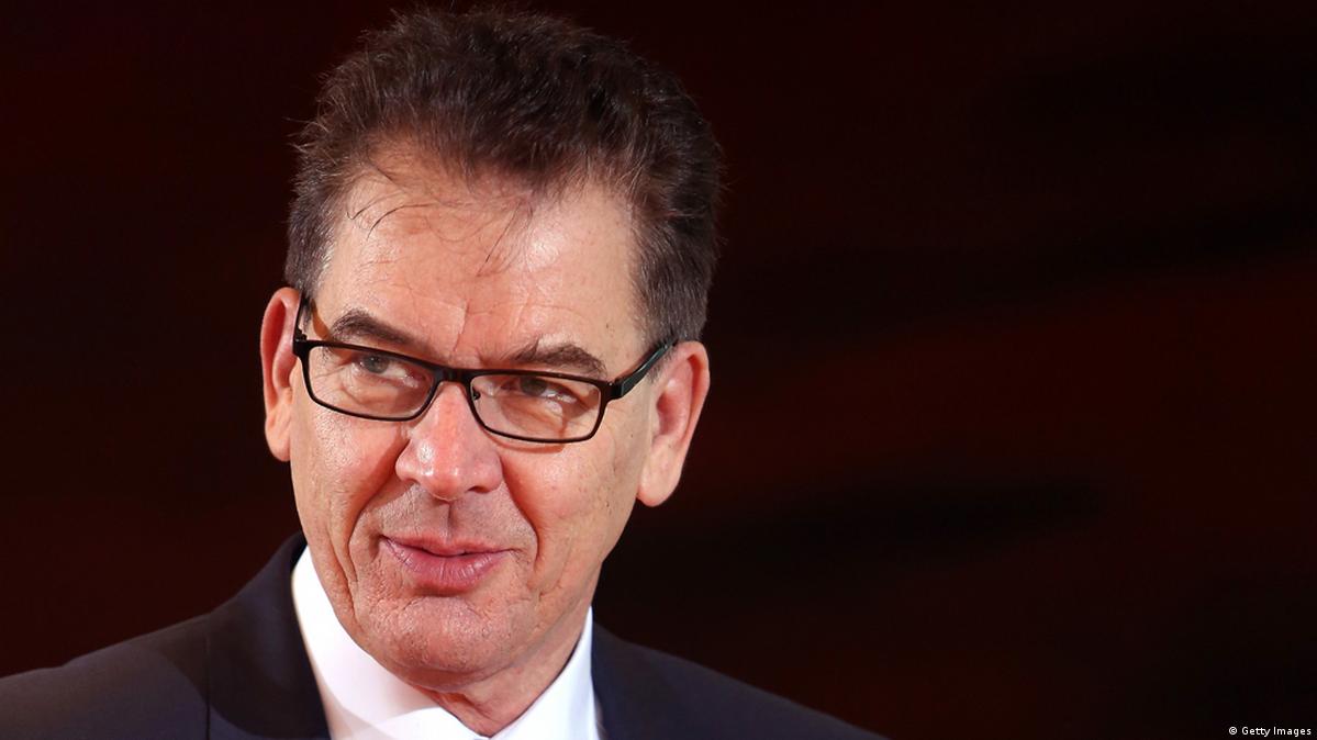 Interview with Gerd Müller – DW – 02/11/2014