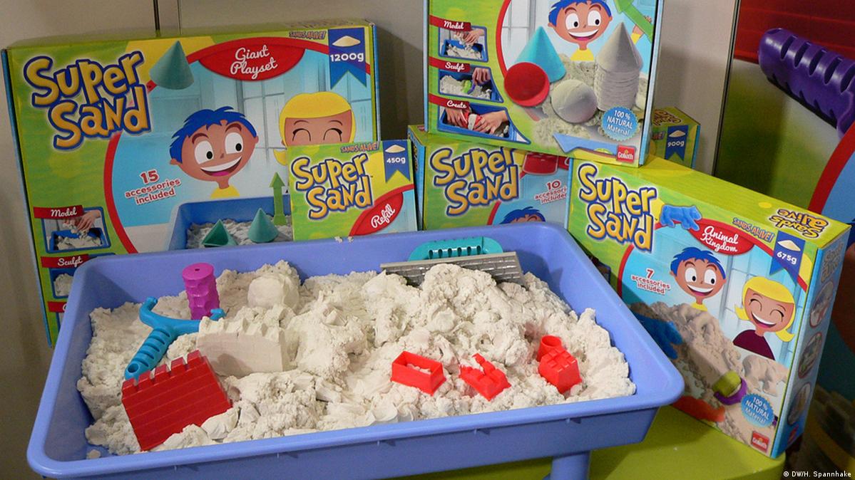 High-tech toys steal the show in Nuremberg – DW – 01/28/2015