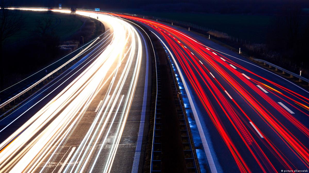 Brave the autobahn – DW – 02/19/2014