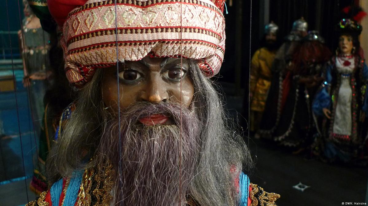 Enchanting puppets – DW – 03/11/2014