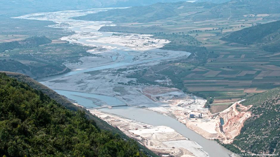 Damming wild rivers – DW – 04/07/2014