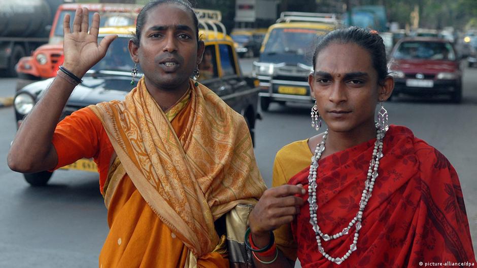 الهند تعترف بالمتحولين جنسياً كـ"جنس ثالث" – DW – 2014/4/15