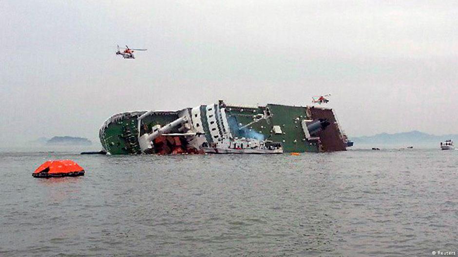 Rescue underway after ferry accident – DW – 04/16/2014