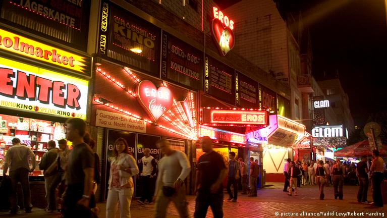 Go back in time on Hamburg's Reeperbahn – DW – 03/06/2015